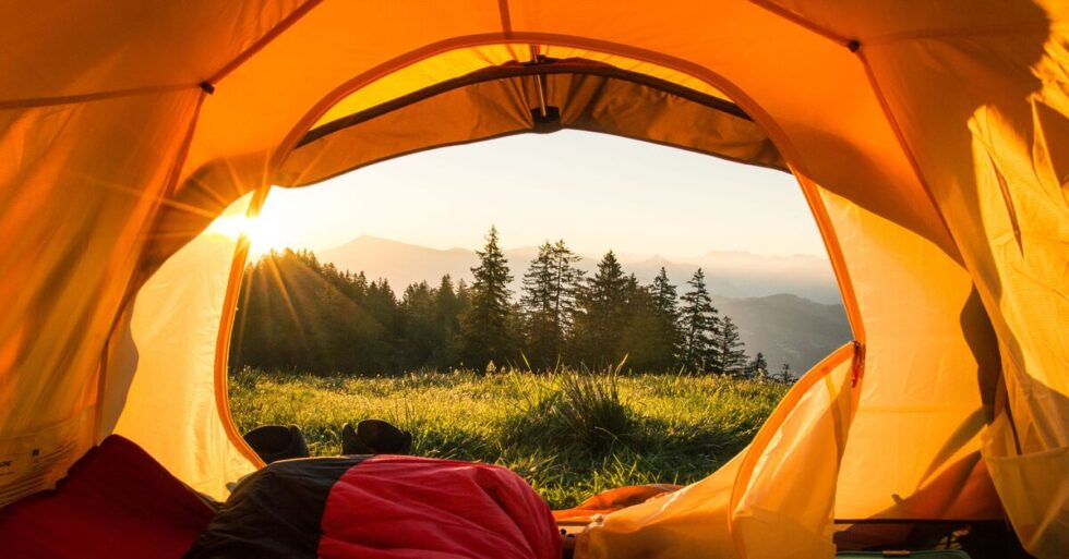 Top 10 Ways to Make a Camping Trip a Success - e24land.com